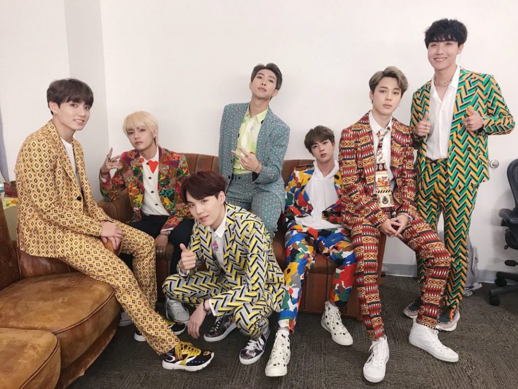 5 Kali BTS Buktikan Merekalah Ikon Fesyen Remaja Sekarang