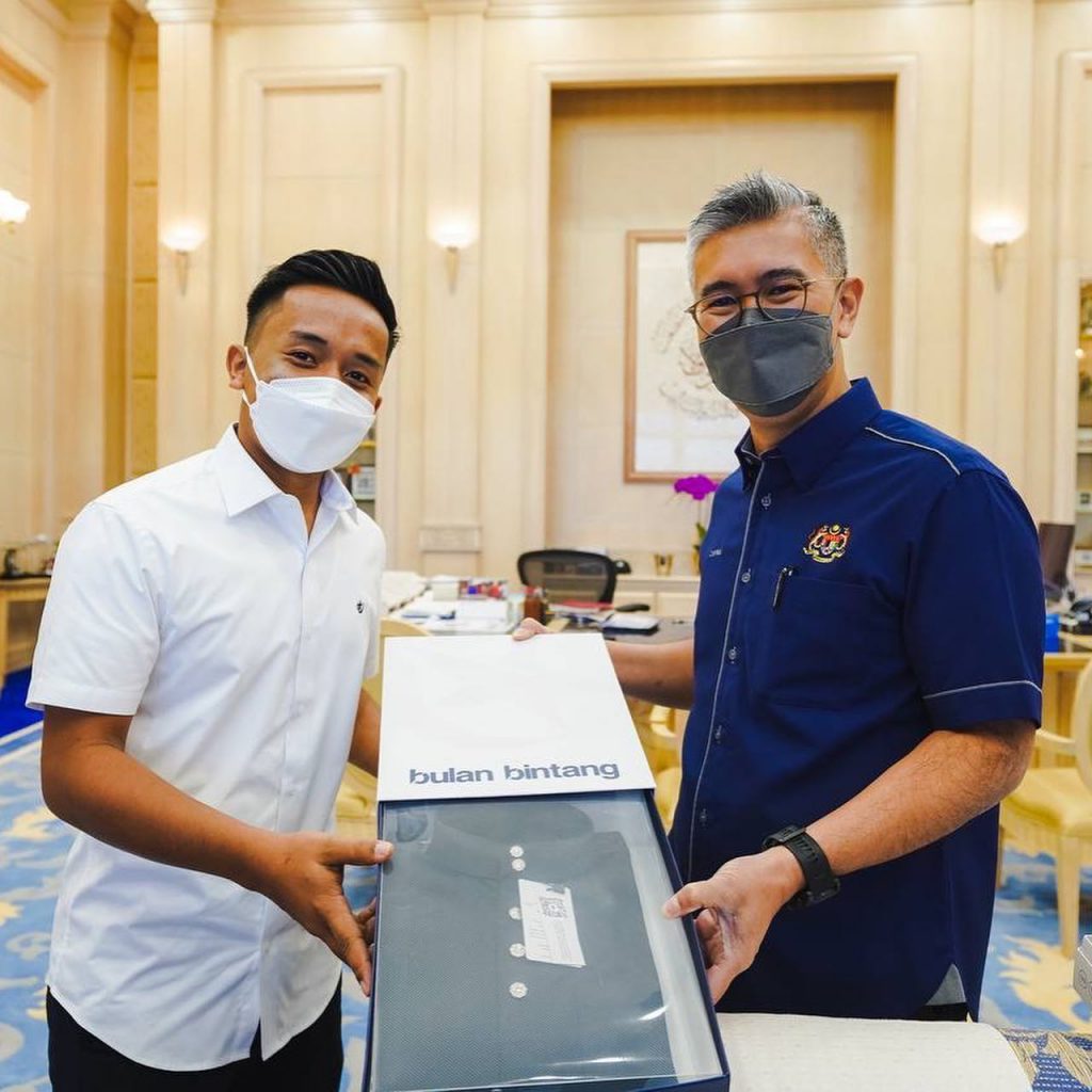 'Otak Bisnes' Selepas Tamat SPM, Ini 5 Fakta Kejayaan Pengasas Bulan ...