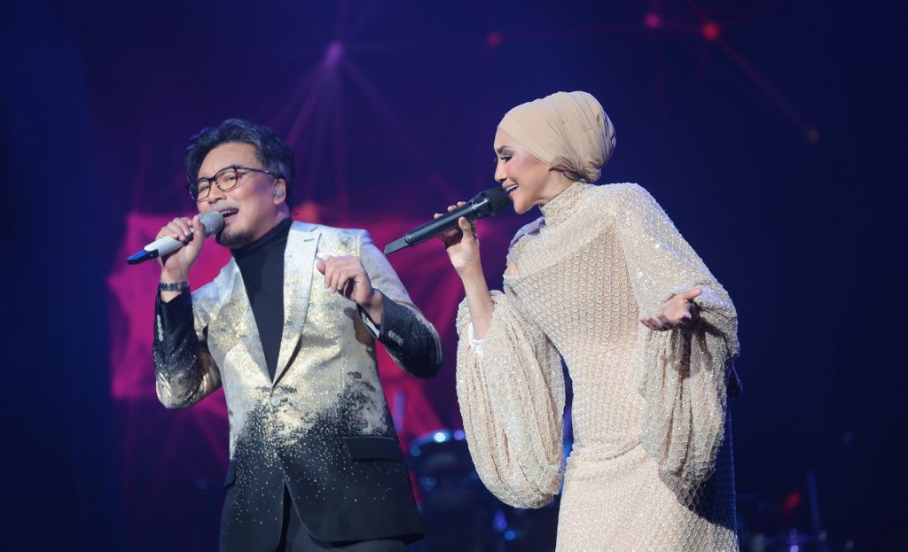 "Adanya Abah Di Situ, Semangat Lebih Berkobar.." Ziana Zain Kenang Jasa ...