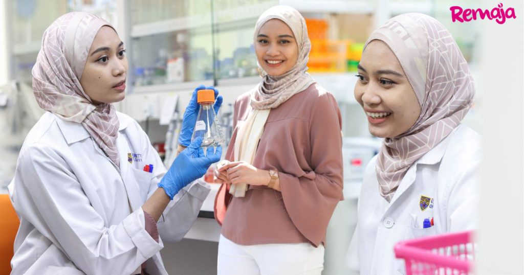 Alumni SMK Seksyen 3 Bandar Kinrara Dan Penerima Biasiswa Yang ...