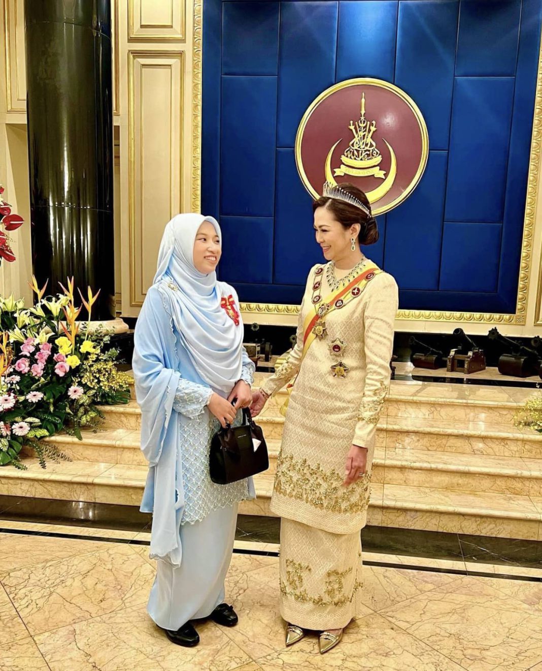 Frasa Penanda Surat Rasmi - REMAJA