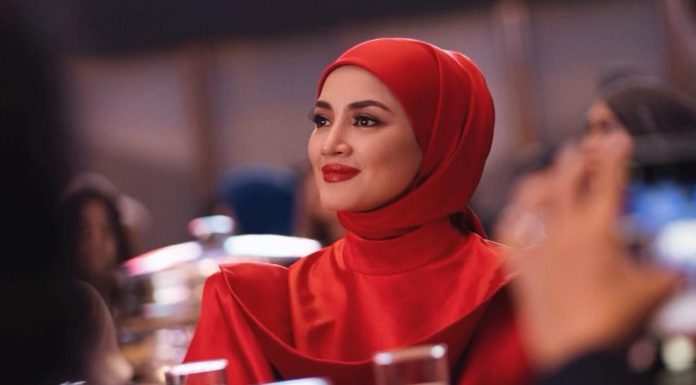 Fatima Nak Adik.. Fazura Pula Ingin Lakukan Comeback Dengan Album ...