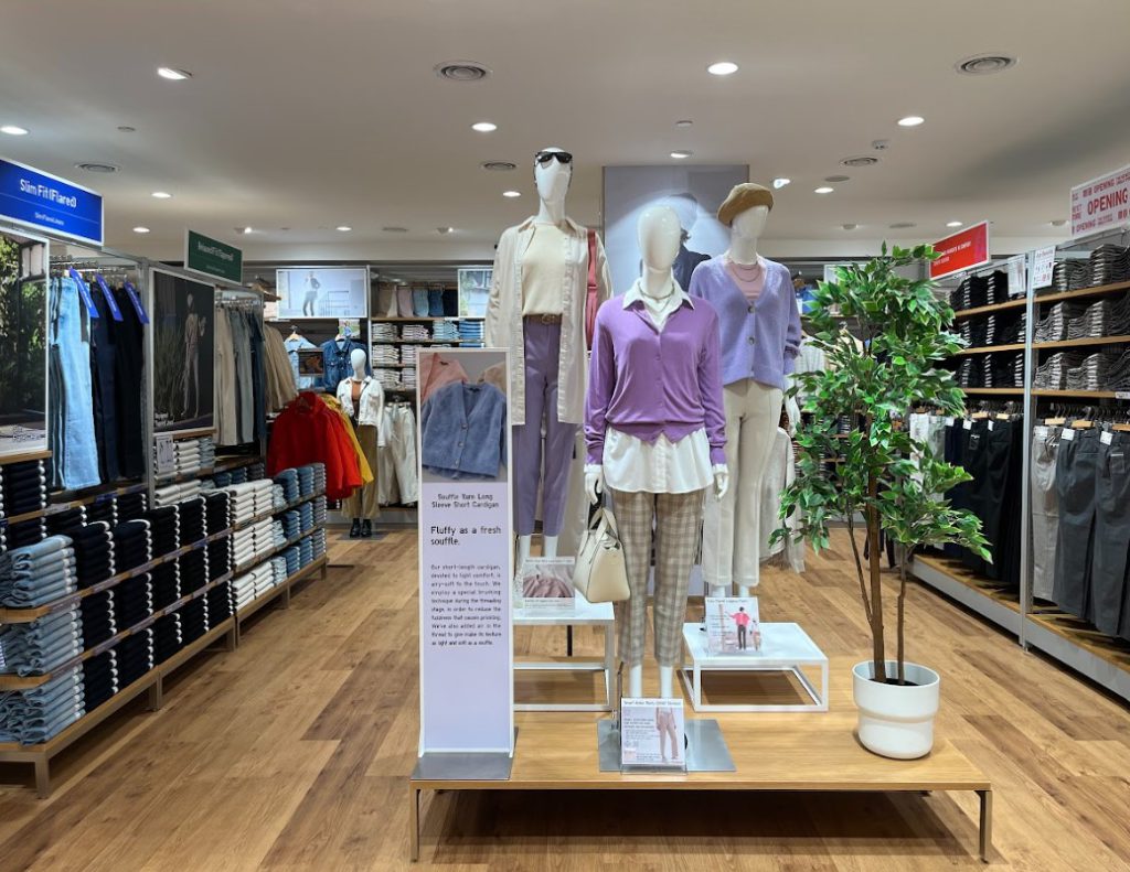 Ini Adalah Butik Uniqlo Yang Paling Cantik & Lengkap Di Malaysia ! Khas ...