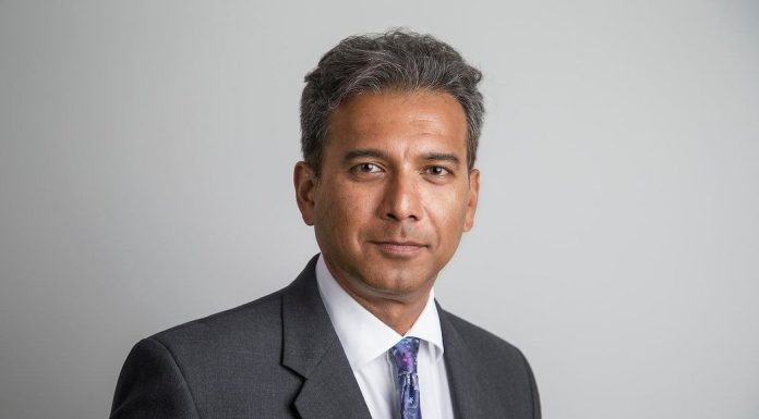 Lakar Sejarah, Anak Watan Ipoh Dilantik Sebagai Hakim Mahkamah Tinggi UK