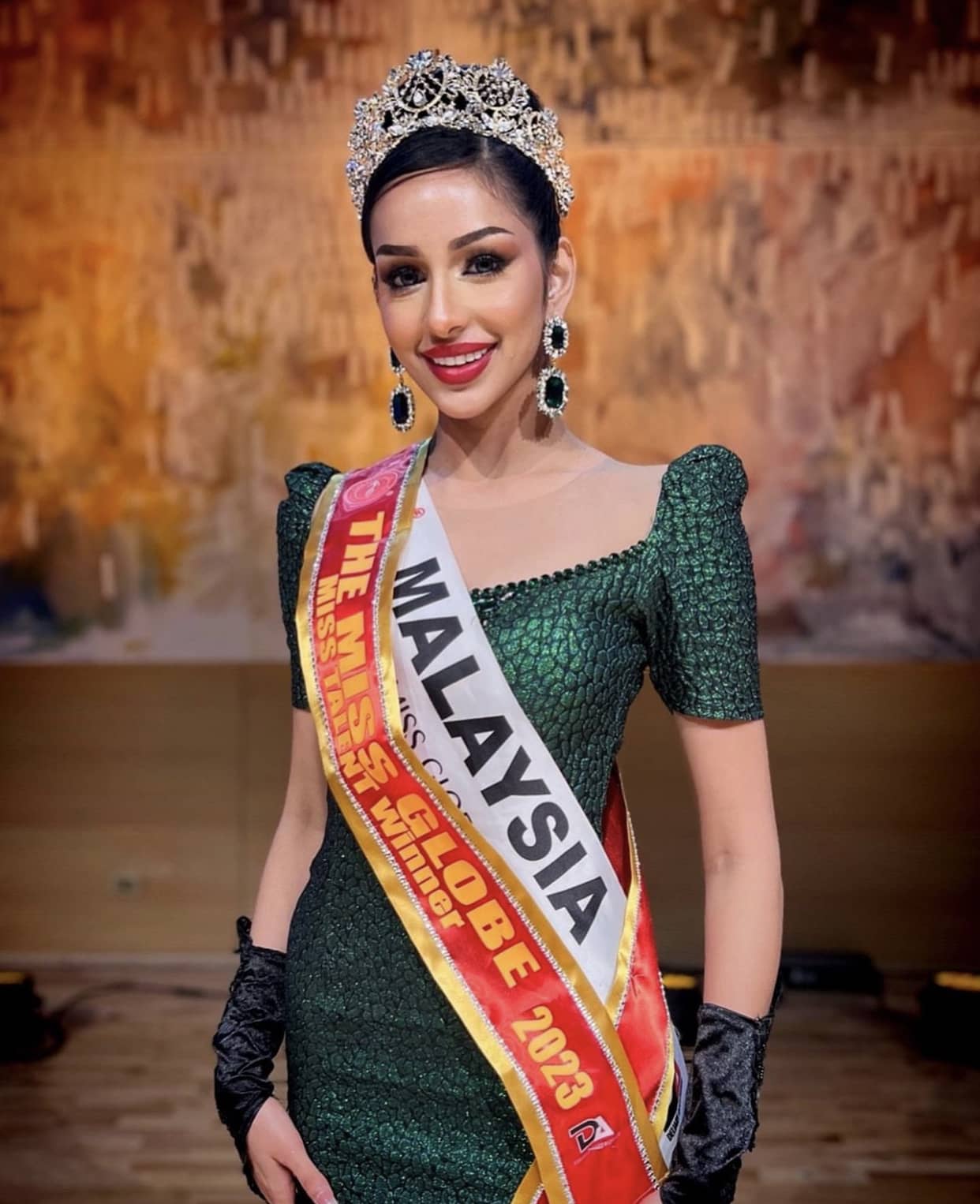 Berjaya Cipta Sejarah, Ratu Cantik Malaysia Dinobat Juara Miss Globe 2023
