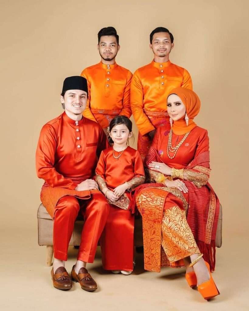Brick Orange Diramal Akan Jadi Tema Warna Paling 'Hot' Aidilfitri 2024?