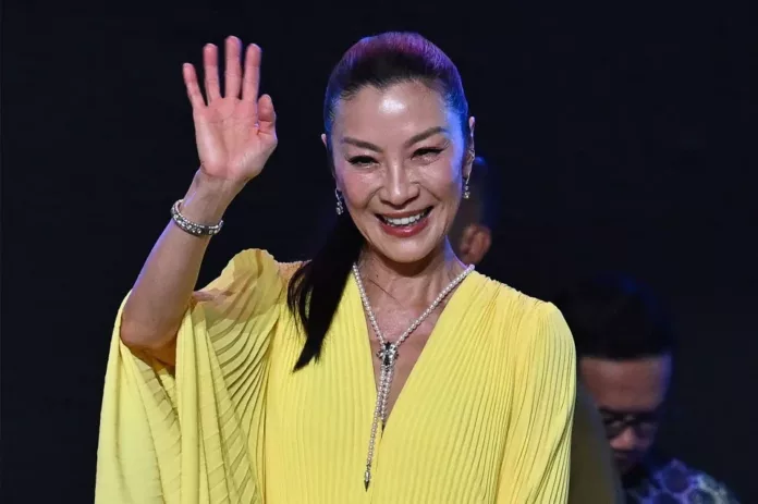 Michelle Yeoh, Simbol Kerja Keras & Inspirasi Malaysia, Raih Pujian ...